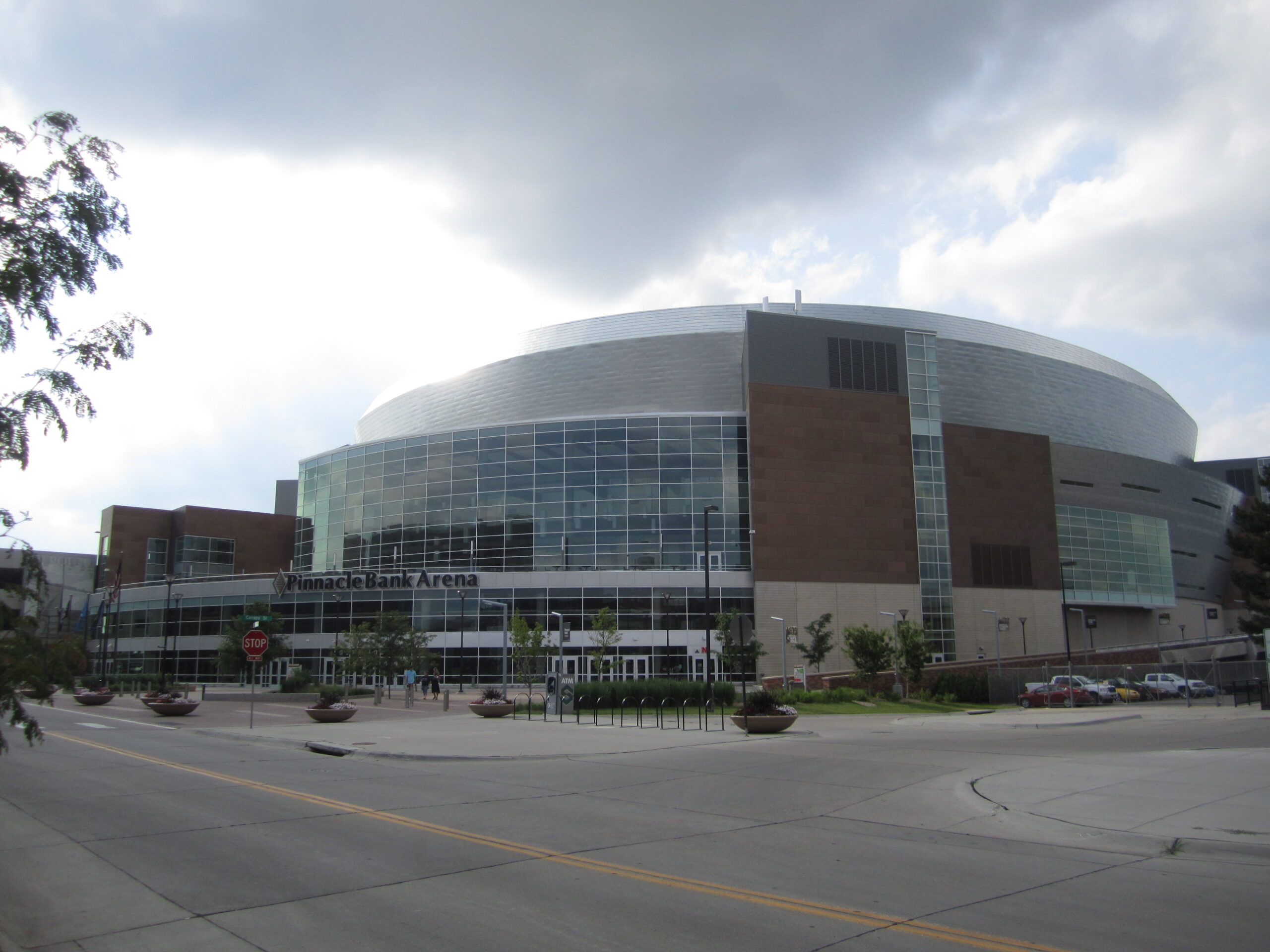 Pinnacle Bank Arena Logo